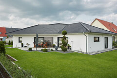 Moderne Winkelbungalows und ihre vielseitigen Grundrisse